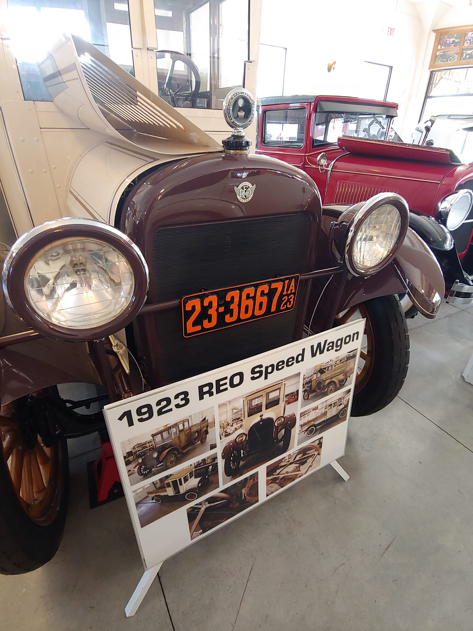 Godberson’s Car Collection and Museum – The Siouxland Blog